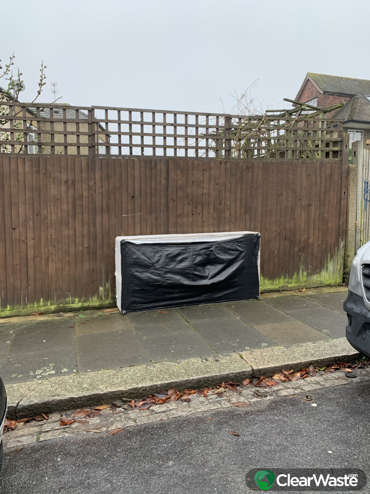 Fly-tipping in Crescent Road, Barnet - ClearWaste