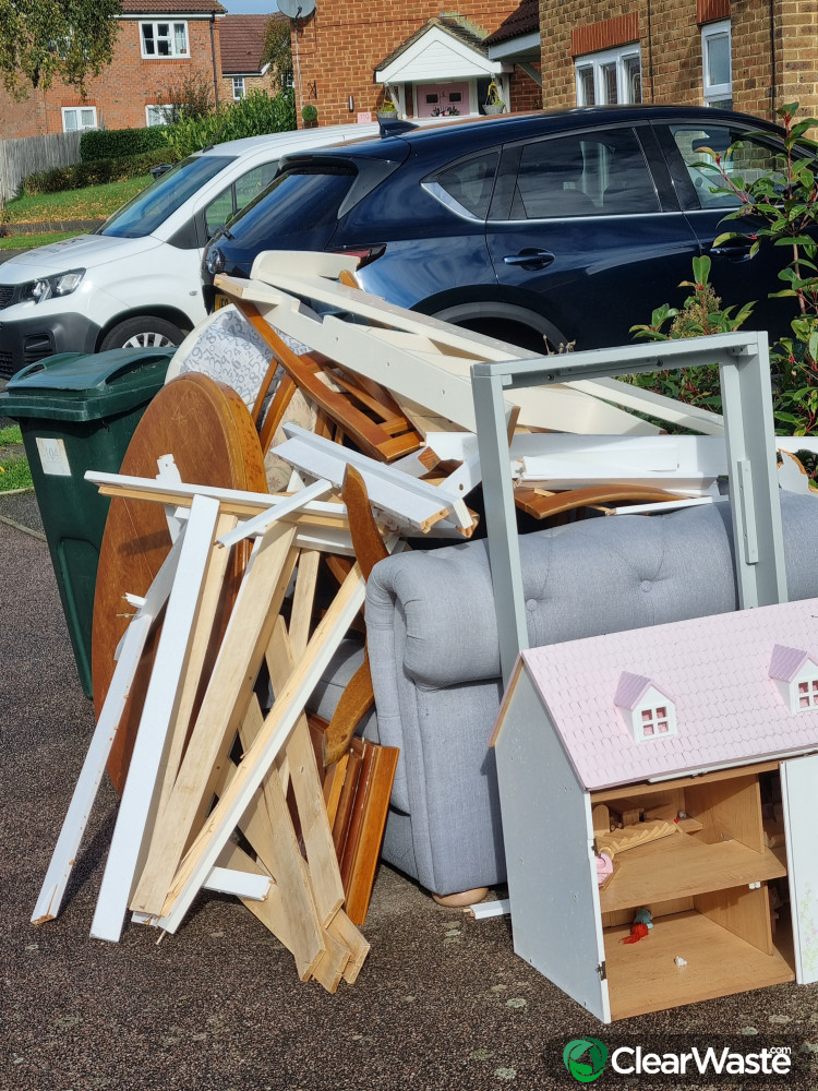 Fly-tipping in Raymond Fuller Way, Ashford - ClearWaste