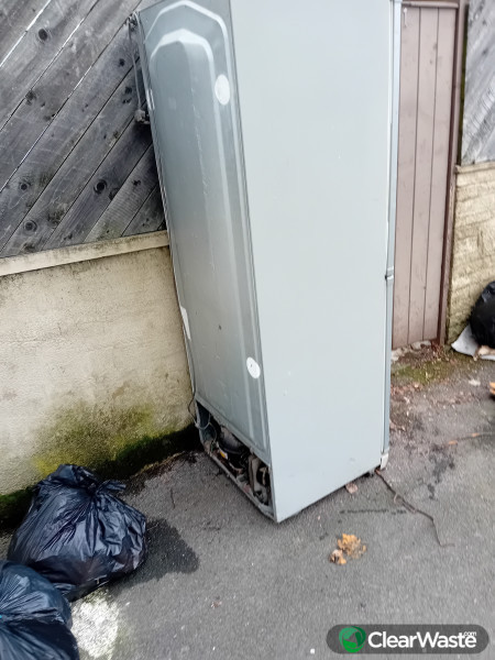 Fly-tipping in Heap Street, Burnley - ClearWaste