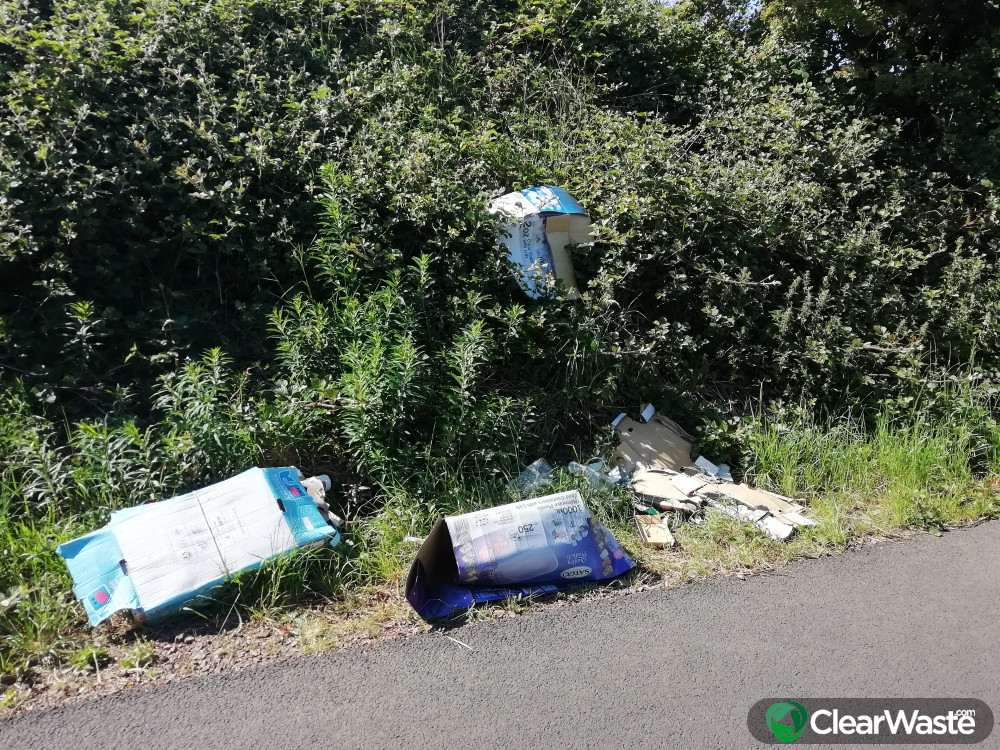 Fly-tipping in Gilmerton Station Road, Edinburgh - ClearWaste